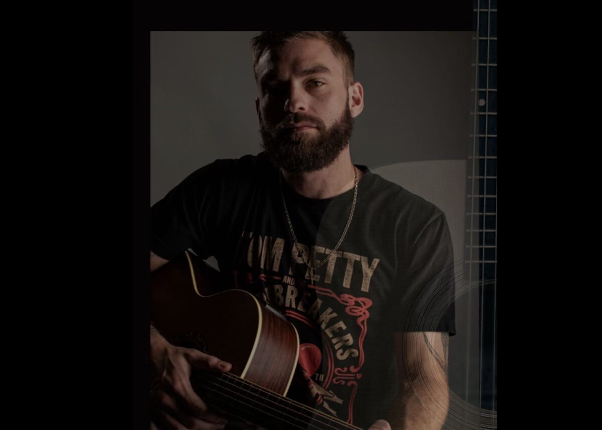 Fort Myers Beach Entertainment- Sunday Nights- Edison Schetter